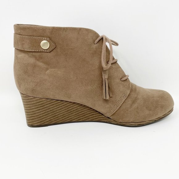 Dr. Scholl's | Shoes | Dr Scholls Womens Taupe Suede Kapture Lace Up ...